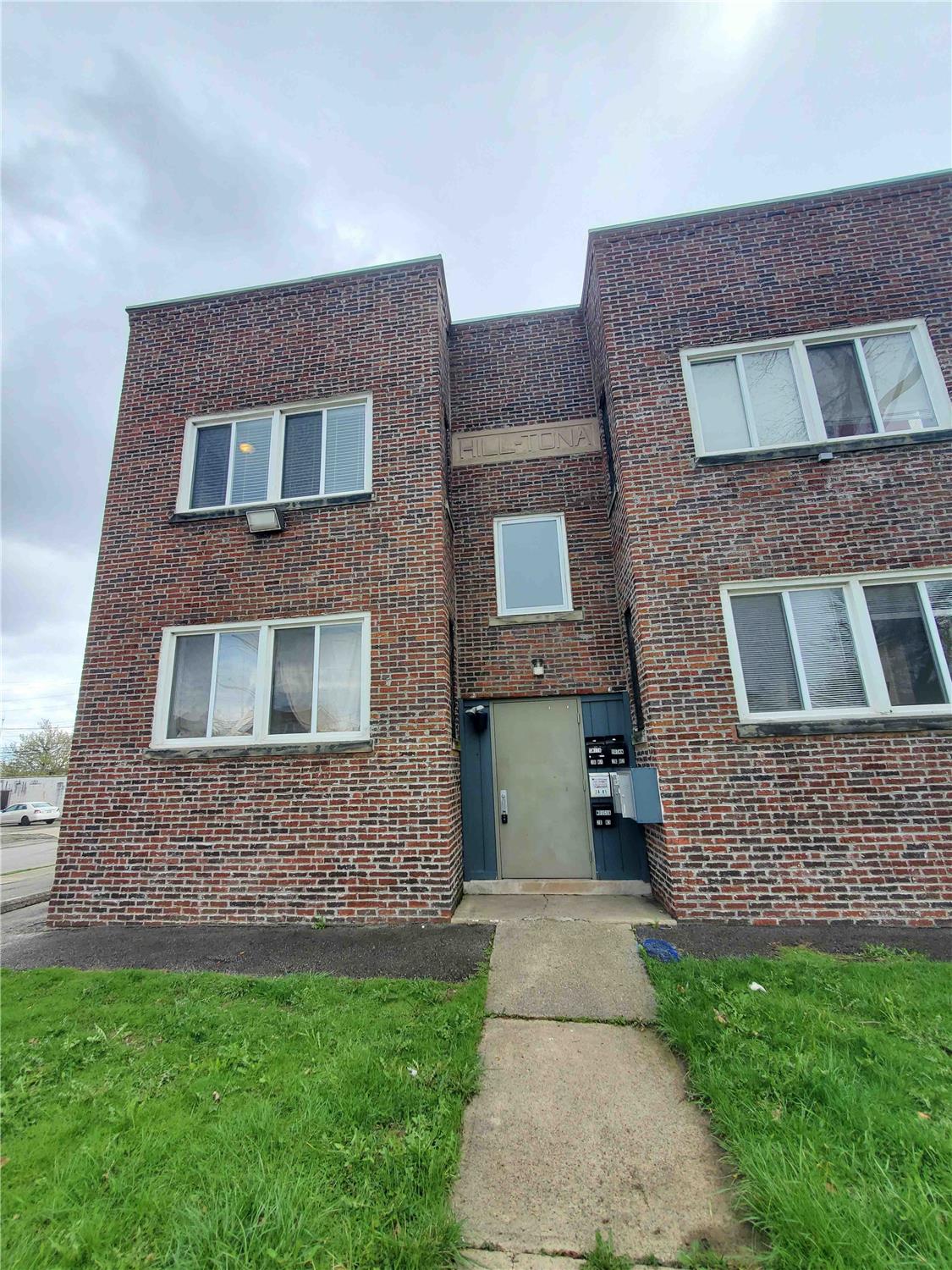 1909 Sullivant Ave, Columbus, OH 43223 By Shawn Davis