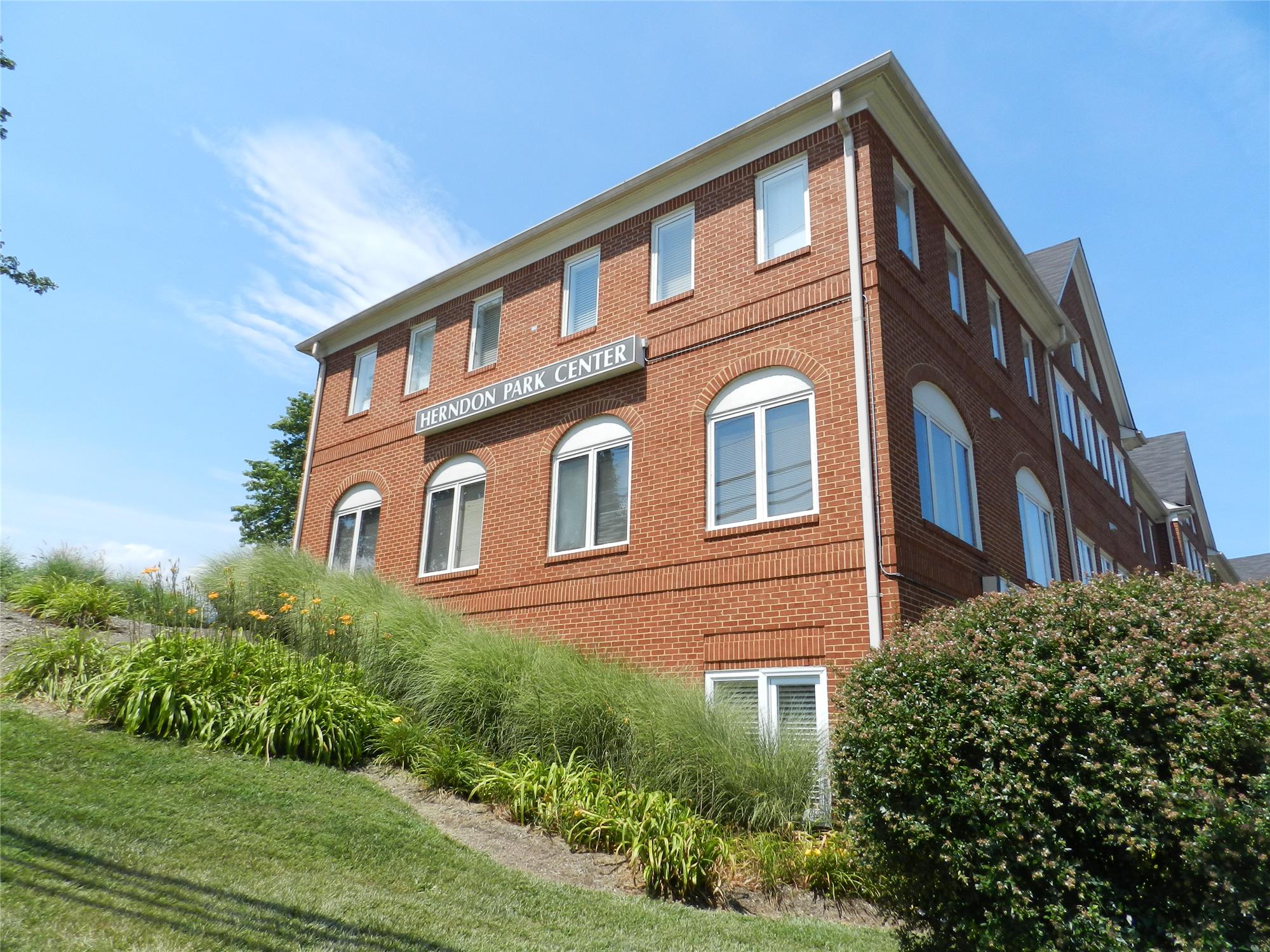 299 Herndon Pkwy. 108, Herndon, VA 20170 | MLS# VAFX1178456 By Mike ...