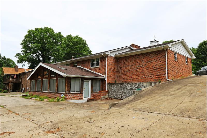 Property pictures of 121 Beechwood Estates, Scott Depot, WV 25560, USA ...