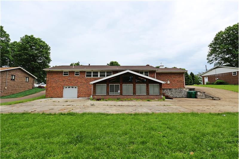 Property pictures of 121 Beechwood Estates, Scott Depot, WV 25560, USA ...